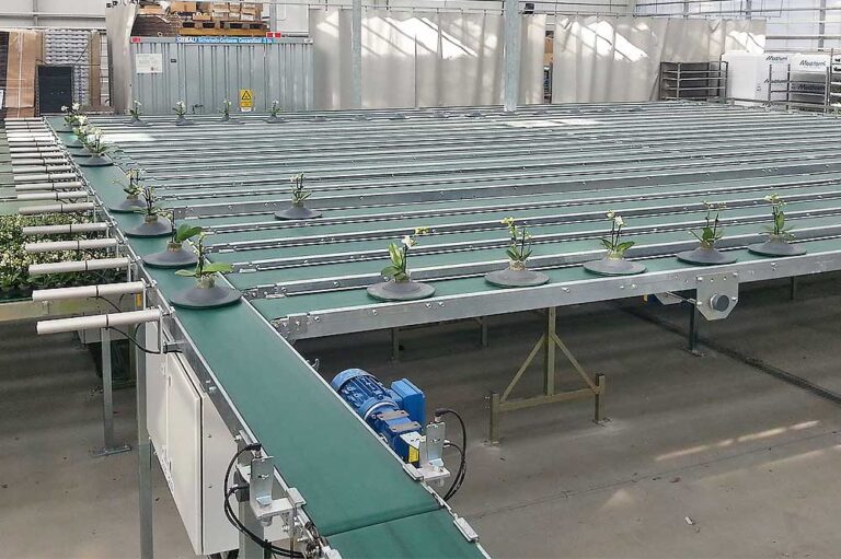 Machinery and moving gutter systems for the horticultural greenhouse ...