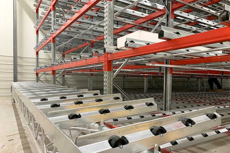 Moving Gutter System - optimum utilization of your cultivation area